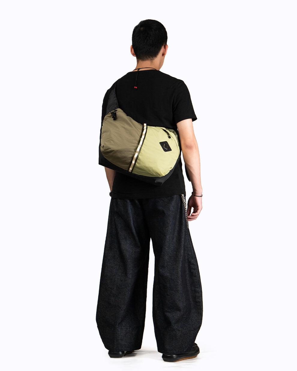 Basel Sling in Phantom – Reversible Sling | Packett Packers – PACKETT ...
