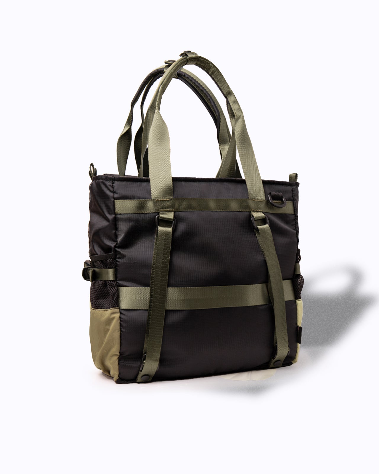 Odessa Totepack in Mossveil – Lightweight Utility Tote | Packett ...
